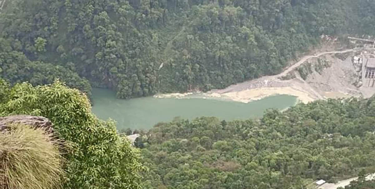 Sankhuwasabha DAO requests not to go around Arun river bank