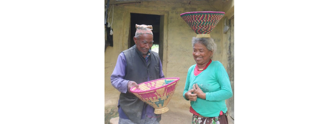 Septuagenarian Ghumani’s zeal for weaving Dhakiya