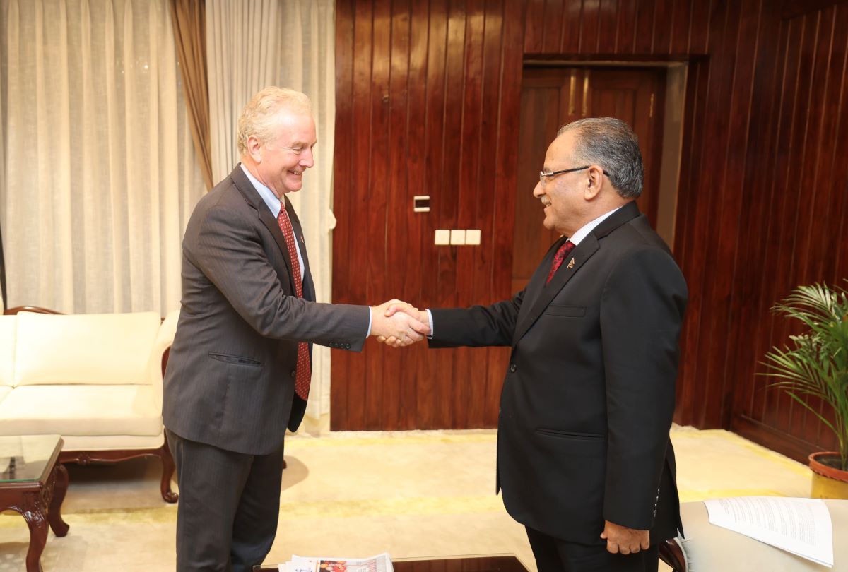 Prime Minister Prachanda, US senator meet