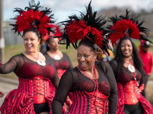 Rain-scrambled parade scheduled in New Orleans