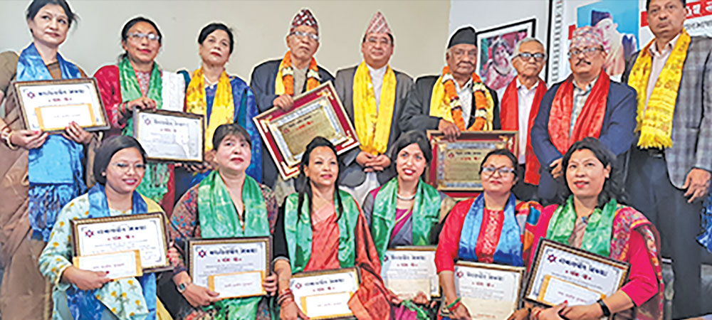 Tamot, Manandhar honoured