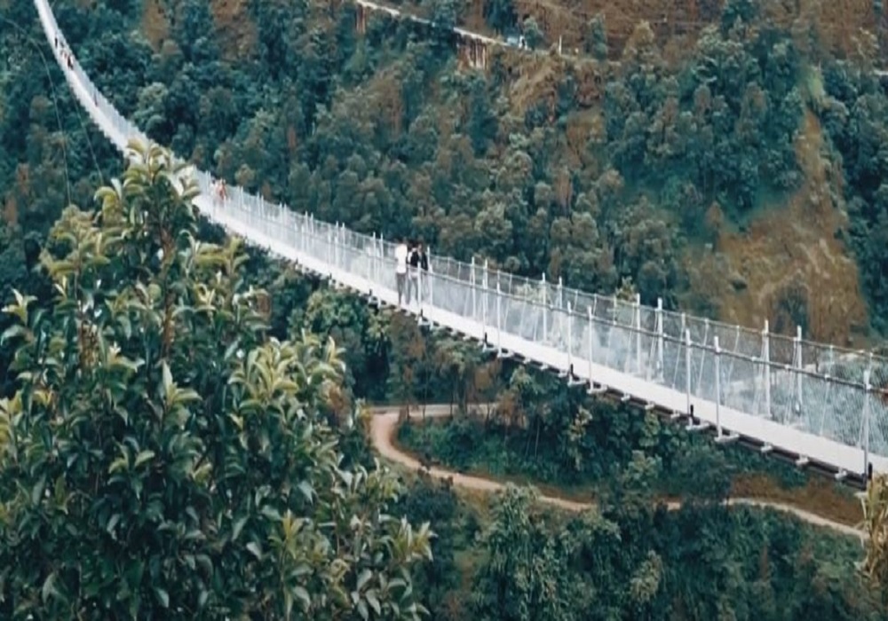 Suspension bridge being constructed at Okhaldhunga
